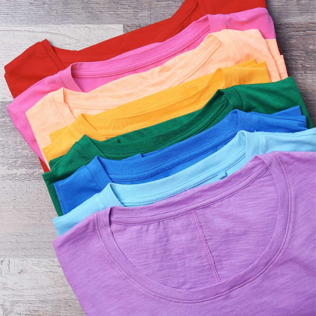 How To Fold T-Shirts - The Tried-and-Tested Methods | TREASURIE