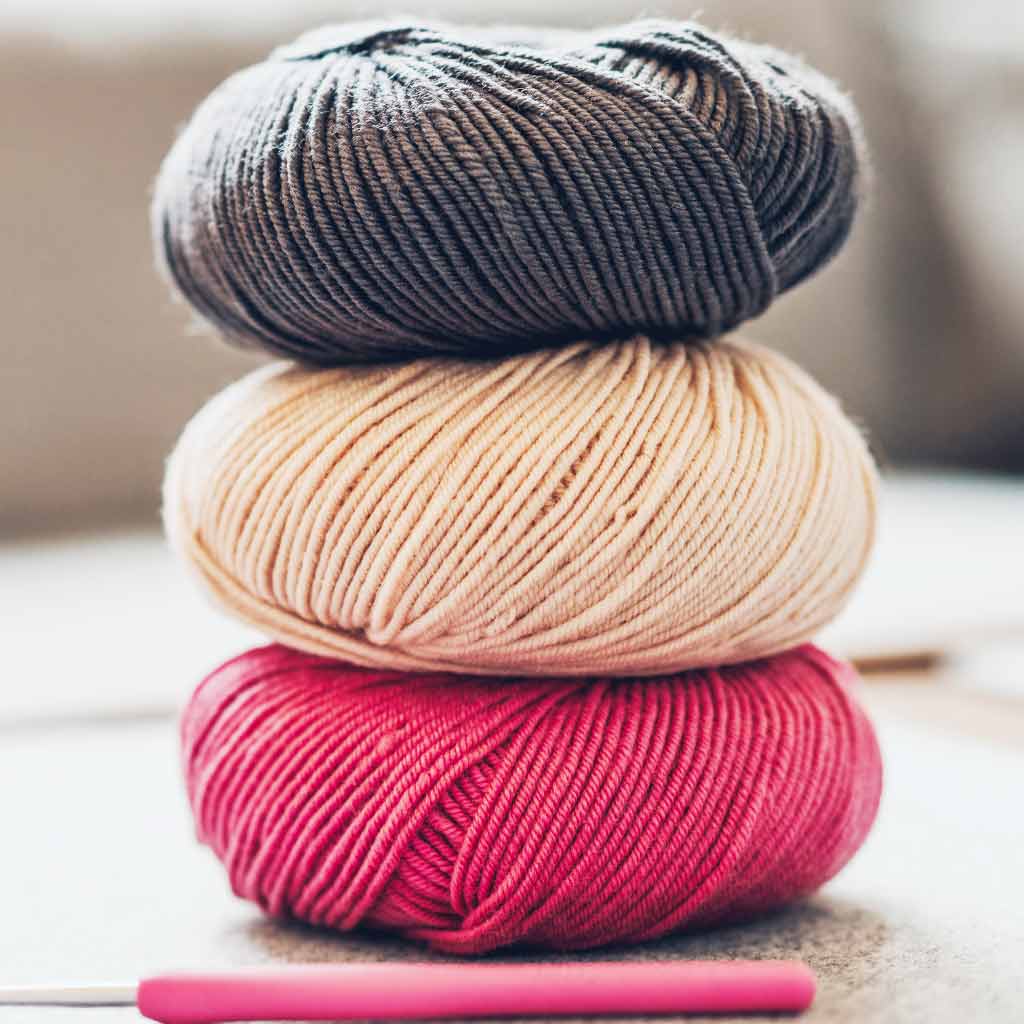 What Is a Skein of Yarn, Balls and Hanks | TREASURIE