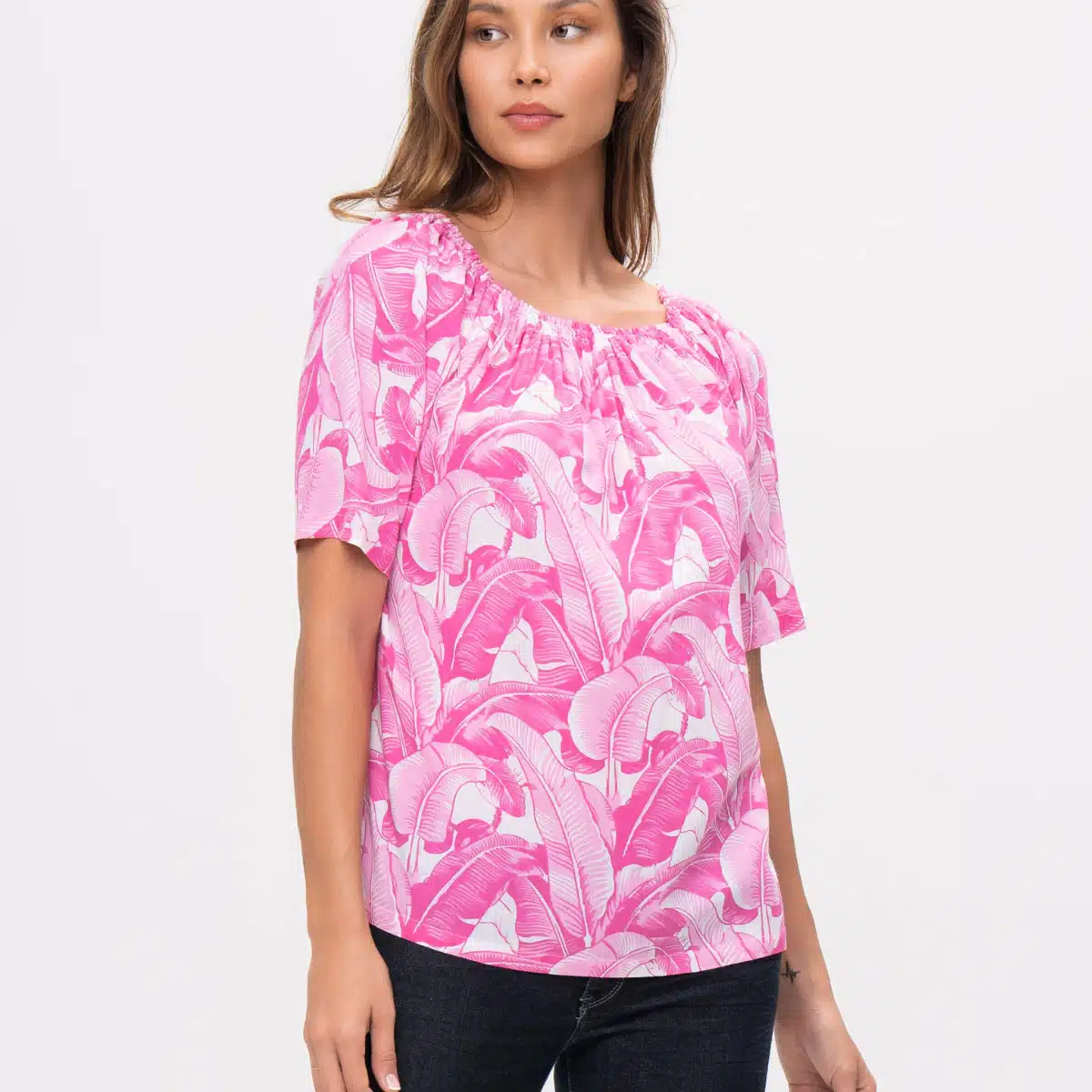 How to Hem a Shirt: From Long to Perfect | TREASURIE